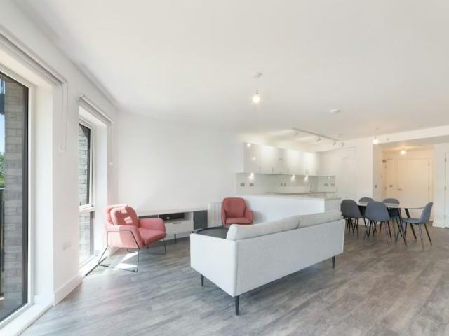 3 bedroom apartment
