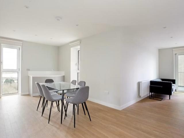 3 bedroom apartment