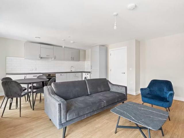 3 bedroom apartment