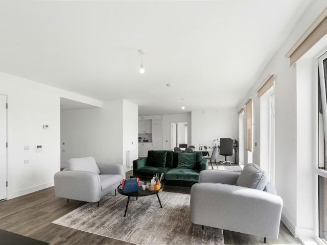 3 bedroom apartment