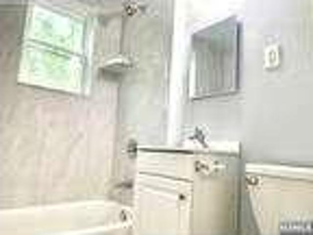 3 Bedroom Apartments For Rent Harrison NJ