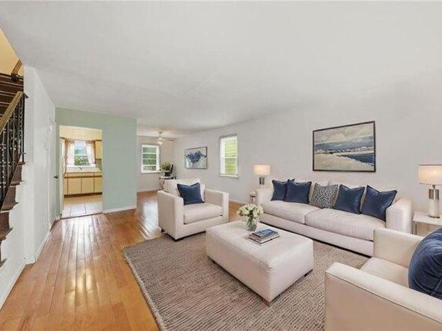 3 bedroom, Arverne NY 11692 103619925
