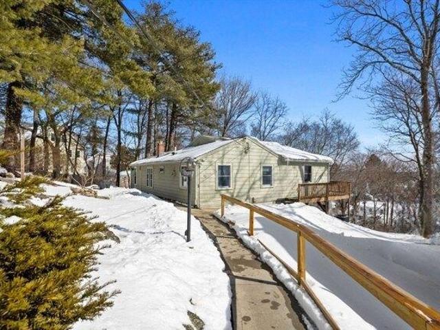 3 bedroom, Arlington MA 02474 103099204