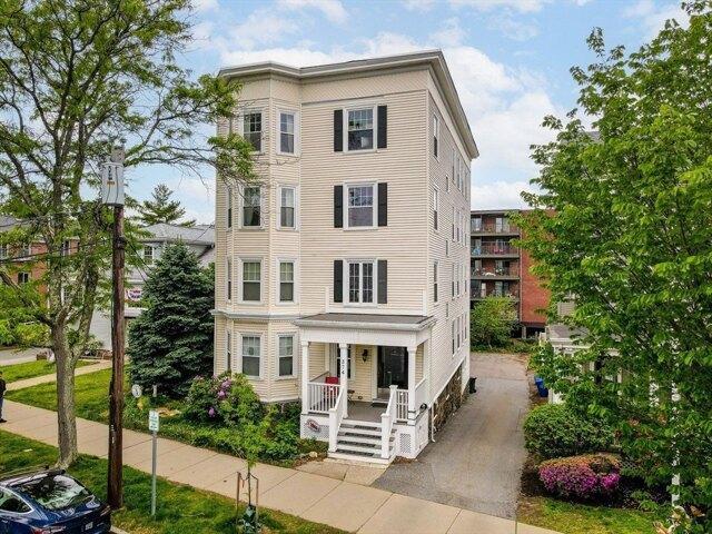 3 bedroom, Arlington MA 02474 105108599