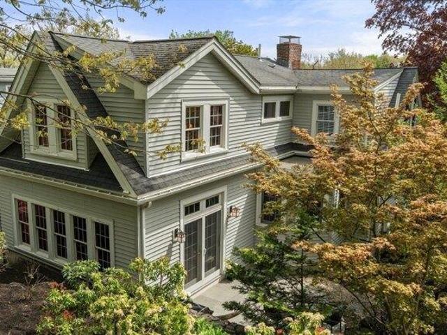 3 bedroom, Arlington MA 02476 103034897