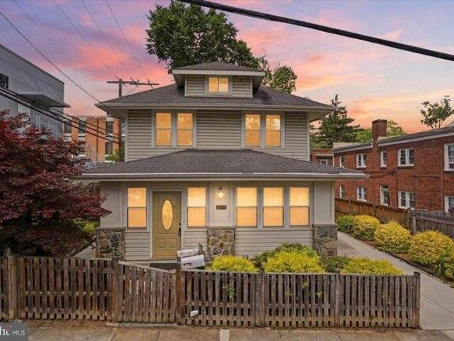 3 bedroom, Arlington VA 22202 104907739