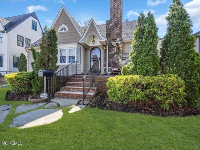 3 bedroom, Asbury Park NJ 07712 104442995