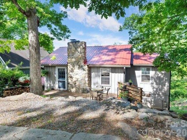 3 bedroom, Asheville NC 28804 104901744