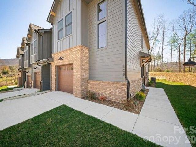 3 bedroom, Asheville NC 28804 104902946