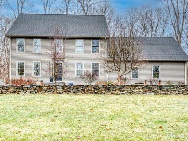 3 bedroom, Ashford CT 06278 102828006