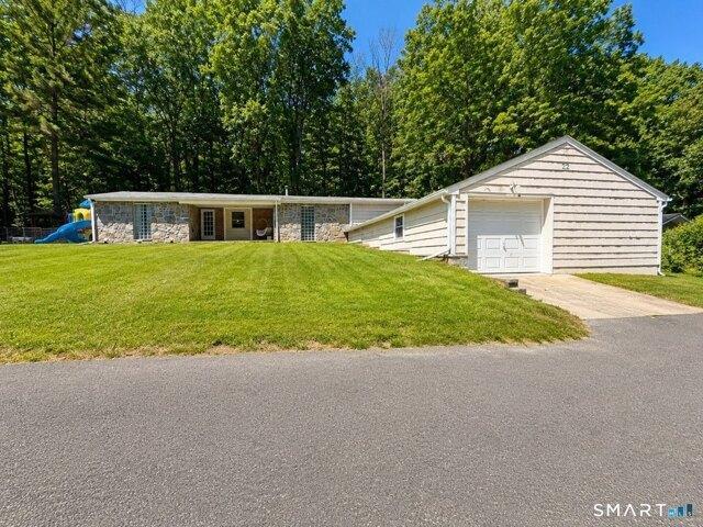 3 bedroom, Ashford CT 06278 103100845