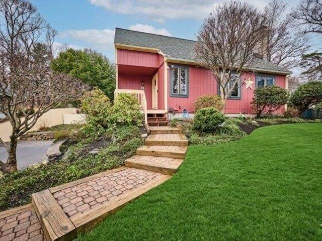 3 bedroom, Ashland MA 01721 102342654