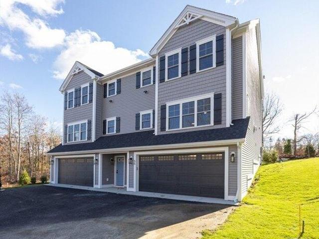 3 bedroom, Attleboro MA 02703 LS102564349