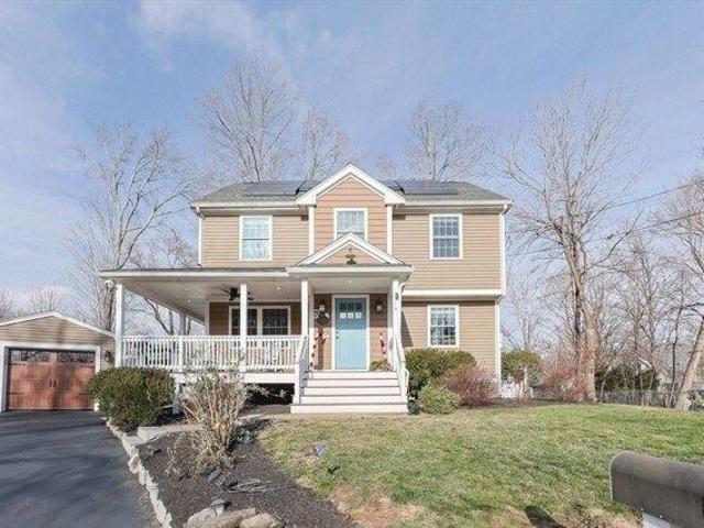 3 bedroom, Attleboro MA 02703 LS102634066