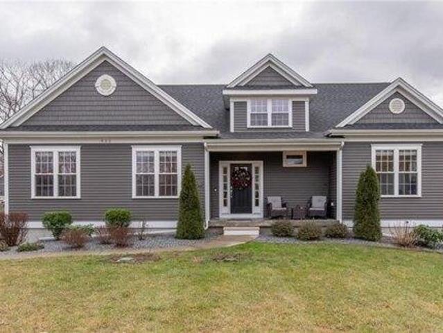 3 bedroom, Attleboro MA 02703 LS102822999