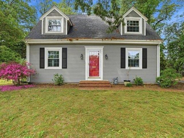 3 bedroom, Attleboro MA 02703 102593189