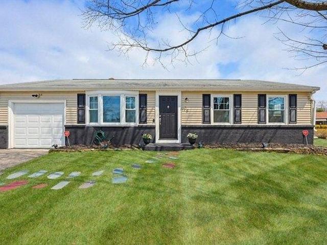 3 bedroom, Attleboro MA 02703 102530551