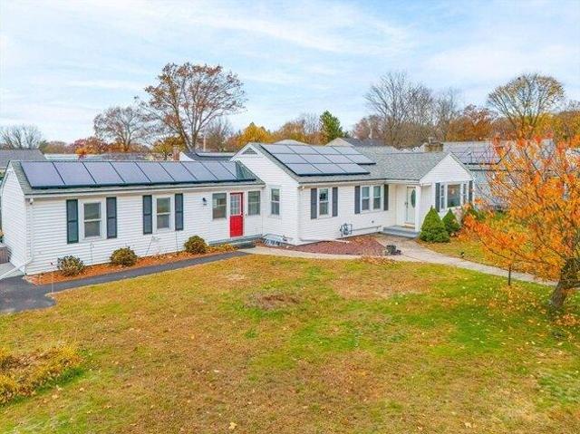 3 bedroom, Attleboro MA 02703 103158872