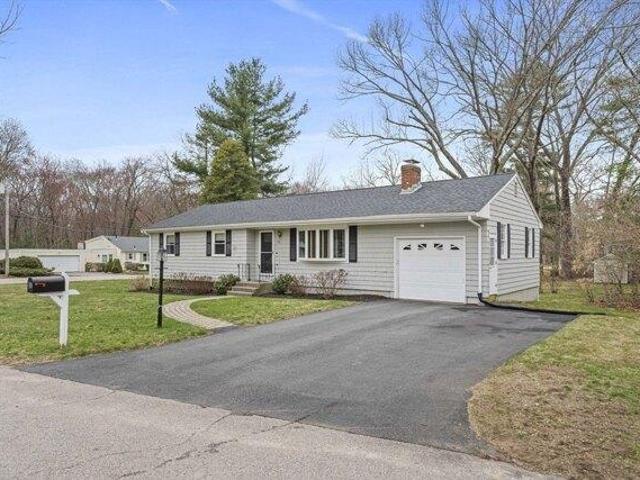 3 bedroom, Attleboro MA 02703 103126463