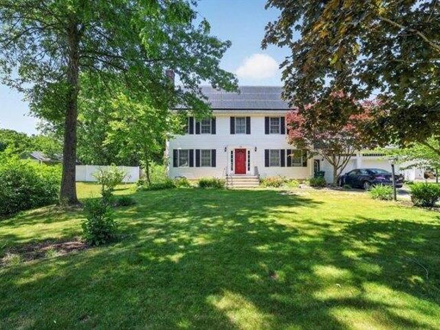 3 bedroom, Attleboro MA 02703 104652592