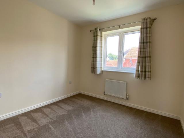 3 bedroom Attractive Three Bedroom House to rent