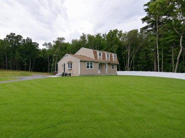 3 bedroom, Atkinson NH 03811 104717337