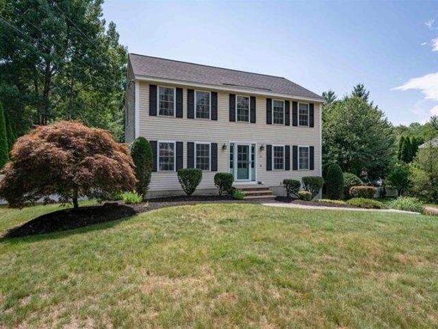 3 bedroom, Atkinson NH 03811 105108661