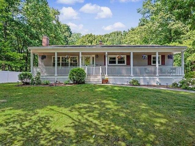 3 bedroom, Atkinson NH 03811 105144367