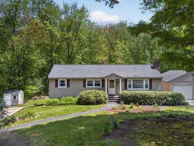 3 bedroom, Atkinson NH 03811 LS102777939
