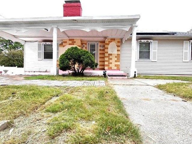 3 bedroom, Auburn MA 01501 LS102776332
