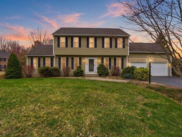 3 bedroom, Auburn MA 01501 102443092