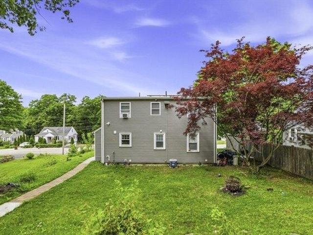 3 bedroom, Auburn MA 01501 105105990