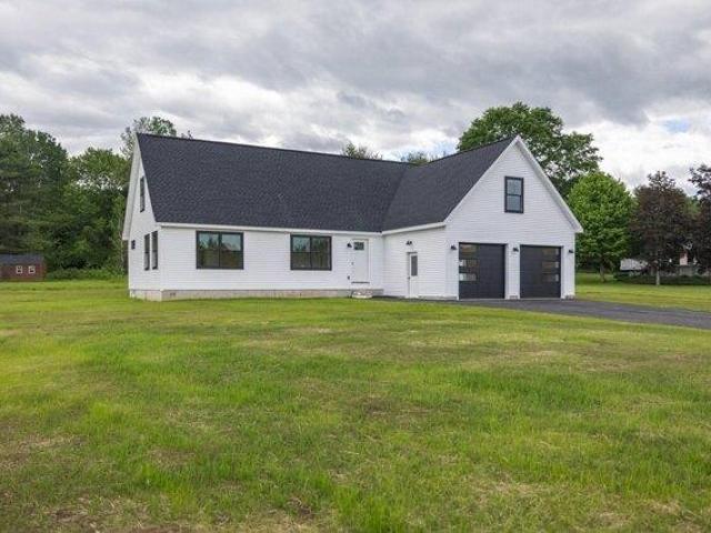 3 bedroom, Auburn ME 04210 104687751