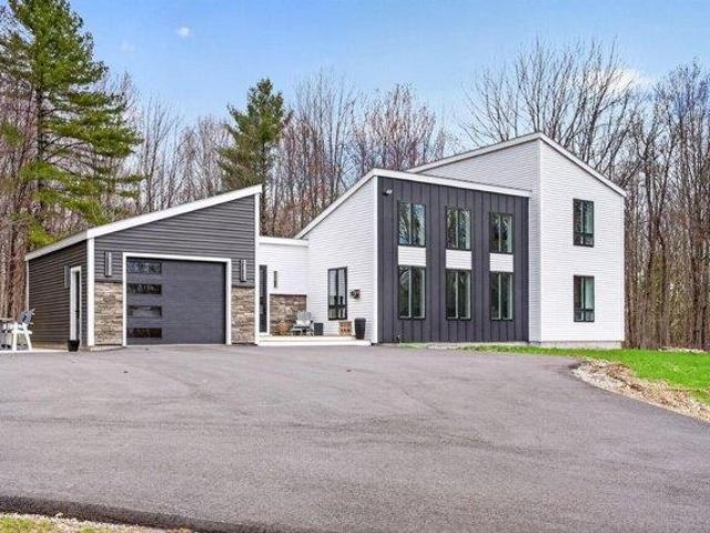 3 bedroom, Auburn ME 04210 104758884