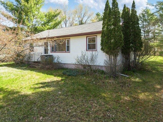 3 bedroom, Augusta ME 04330 102668329