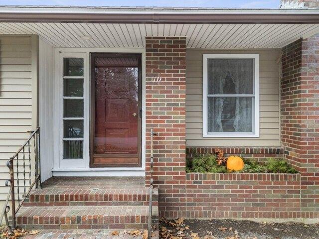 3 bedroom, Augusta ME 04330 104542656