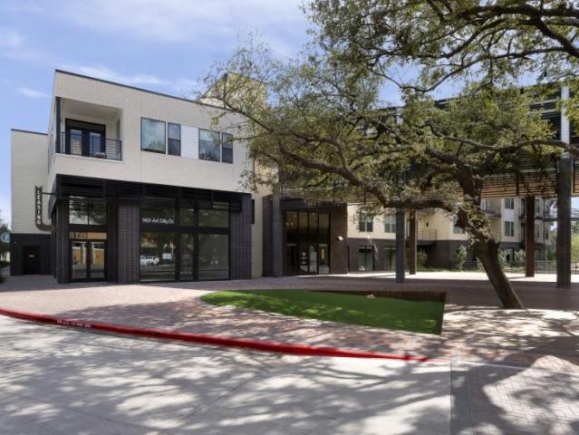 3 bedroom, Austin TX 78702 55490479