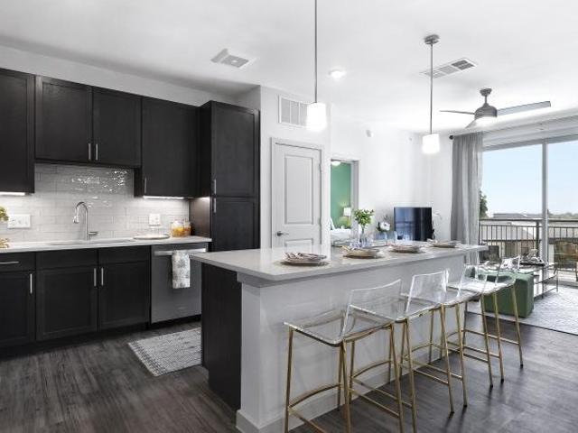 3 bedroom, Austin TX 78731 LS61246663