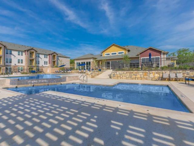 3 bedroom, Austin TX 78744 LS72033252