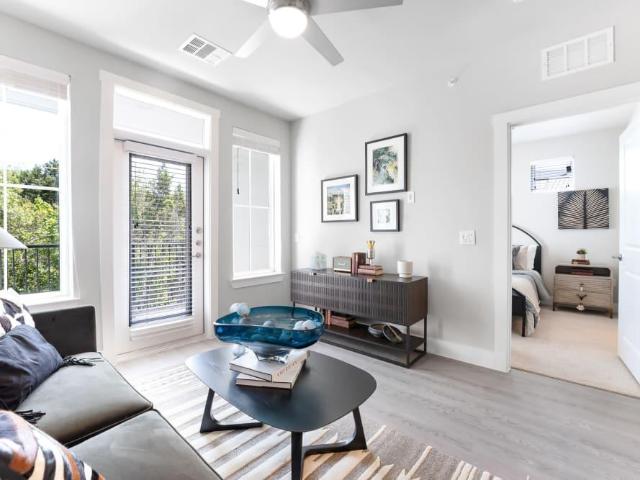 3 bedroom, Austin TX 78745 LS71964982