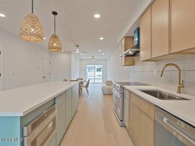 3 bedroom, Avon By The Sea NJ 07717 102584035