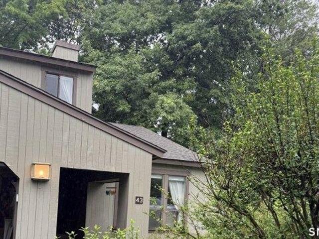 3 bedroom, Avon CT 06001 103969010