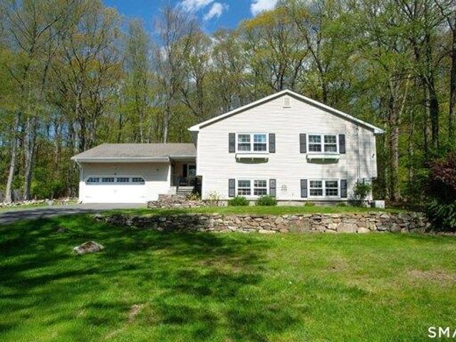 3 bedroom, Avon CT 06001 LS103101005