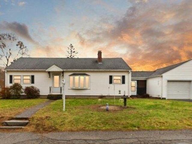 3 bedroom, Ayer MA 01432 102314988