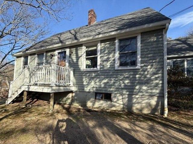 3 bedroom, Bourne MA 02532 LS102798880