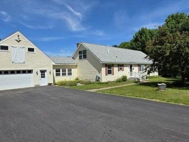 3 bedroom, Bowdoin ME 04287 104570352