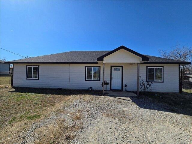 3 bedroom, Bowie TX 76230 89536540