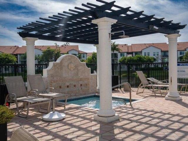 3 bedroom, Boynton Beach FL 33435 104901126