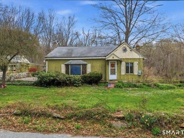 3 bedroom, Bozrah CT 06334 102254659