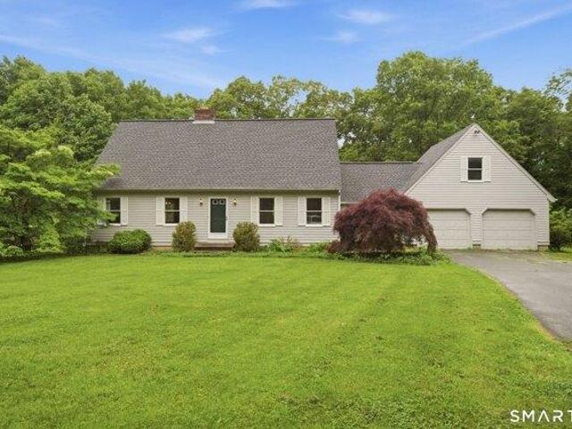 3 bedroom, Bolton CT 06043 104608692